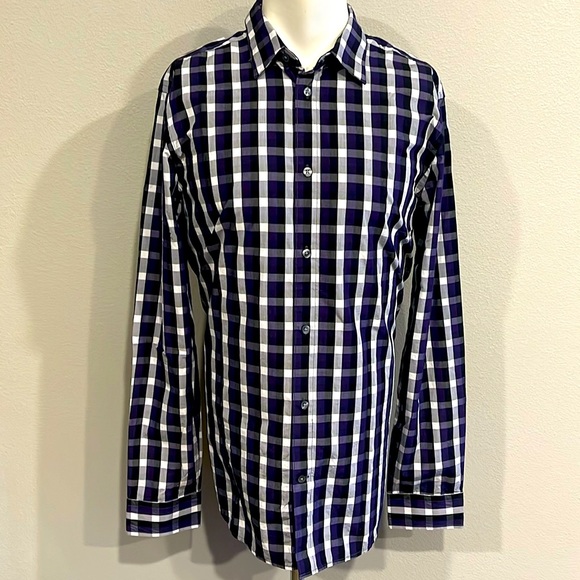 GAP | Shirts | Mens Gap Slim Fit Large Button Down Shirt | Poshmark
